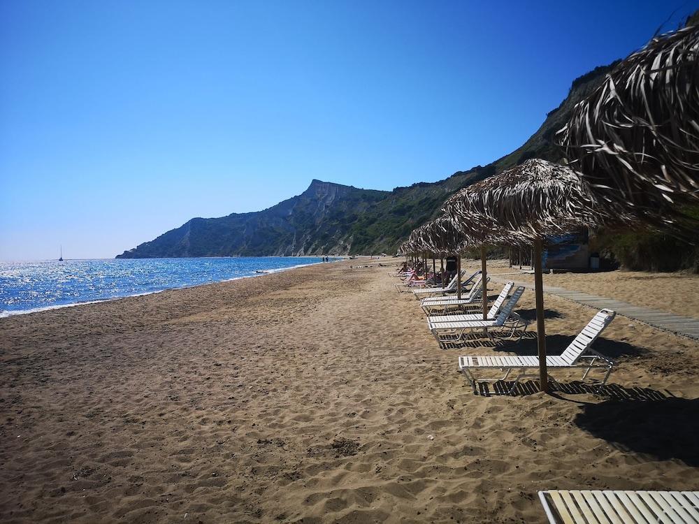 Asprokavos Beach Apartment, Corfu Island, Greece
